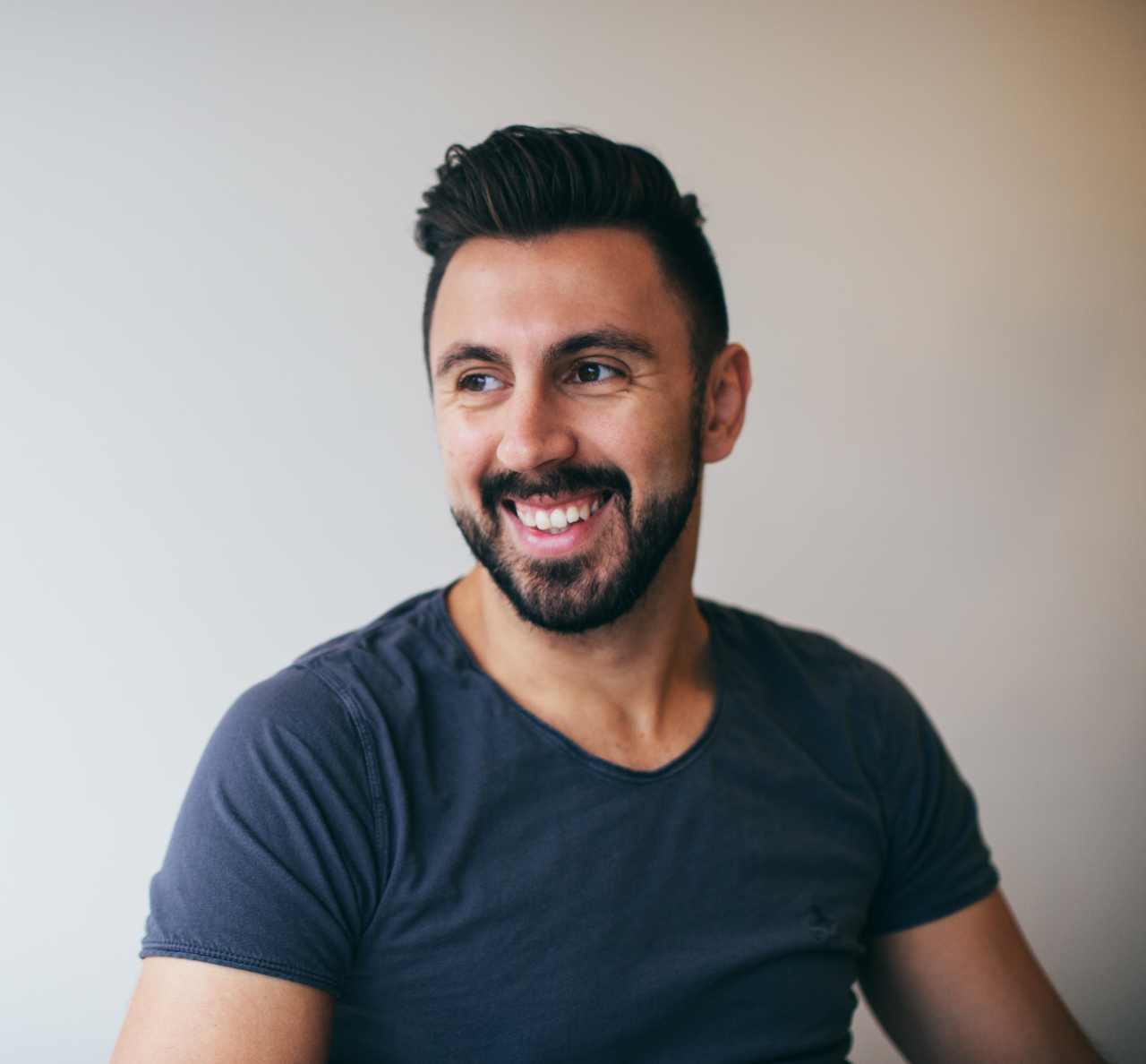 EP303: Mustafa Hassan's Colour-B Revolution - Howtocutit